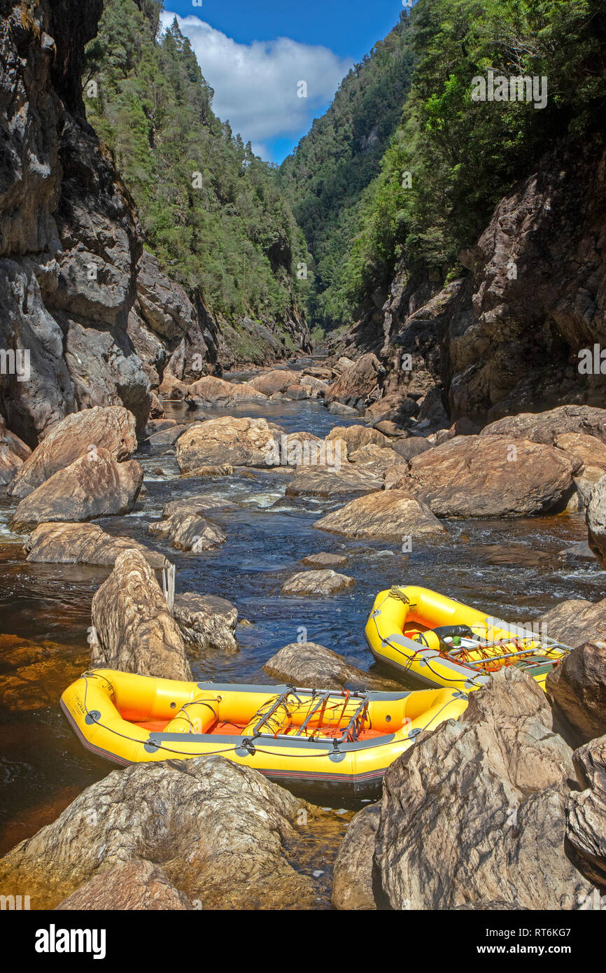 Rafts inside the Great Ravine on the Franklin River Stock Photo - Alamy