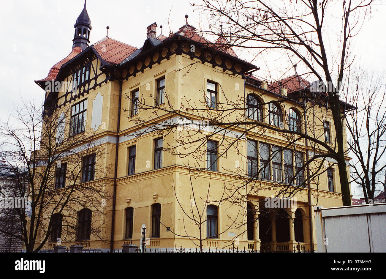 ca. 1980s/1990s Ljubljana - Chancery Office Building Stock Photo - Alamy