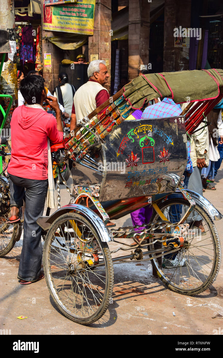 Cycle Rickshaws, Varanasi, India Stock Photo - Alamy