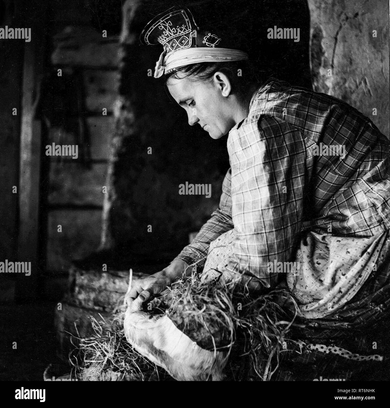 Finland History - ca. 1938 - Winter village. Every morning Skolt Sami ...