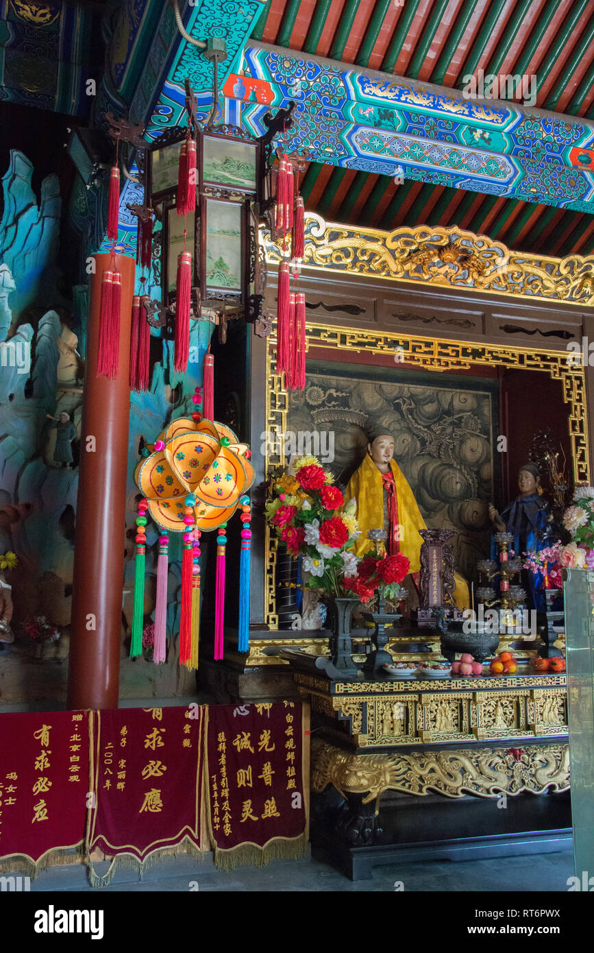 Fayuan buddhist temple hi-res stock photography and images - Alamy
