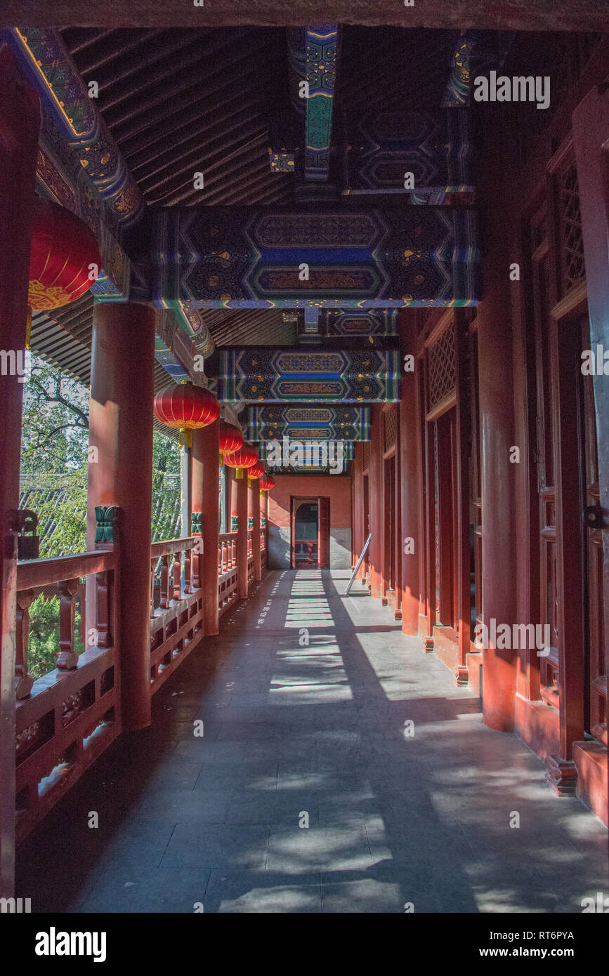 Fayuan buddhist temple hi-res stock photography and images - Alamy