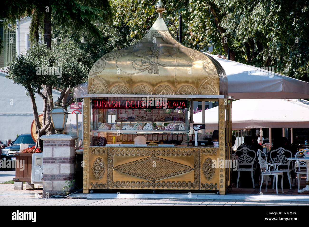 Asia, Turkey, Istanbul, baklava kiosk Stock Photo - Alamy