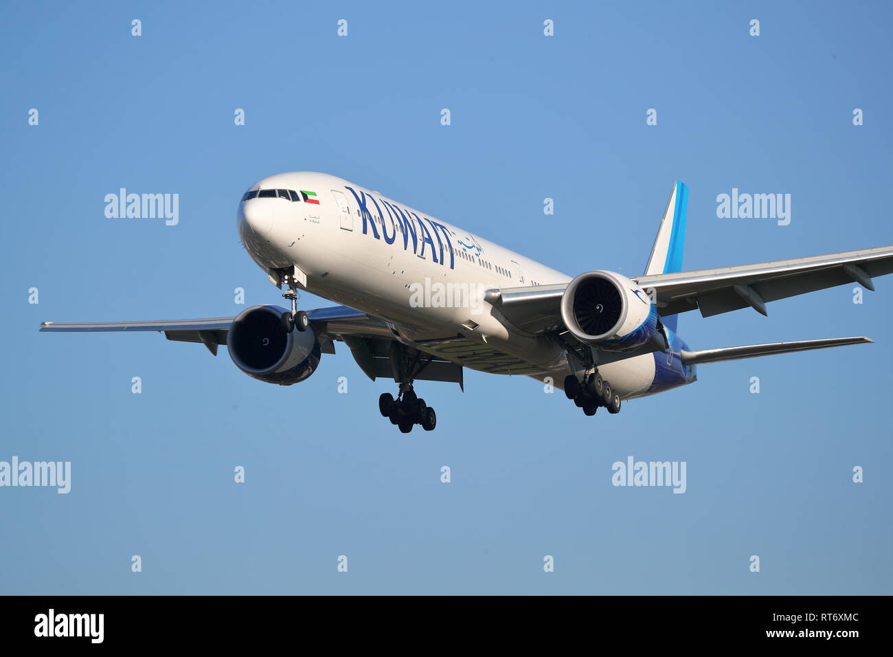 Kuwait united kingdom flag hi-res stock photography and images - Alamy