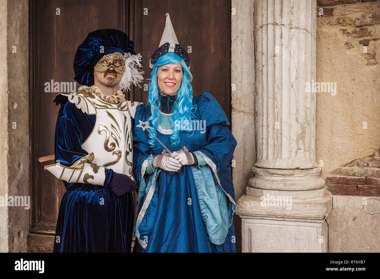 Blue carnival costumes hi-res stock photography and images - Alamy