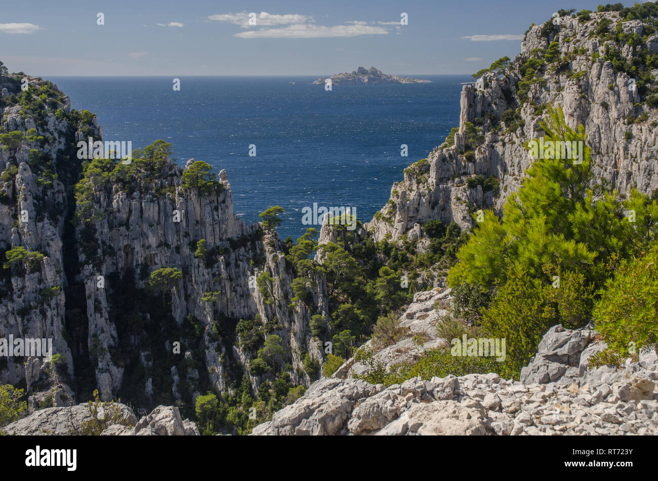 Calanques tourism hi-res stock photography and images - Alamy
