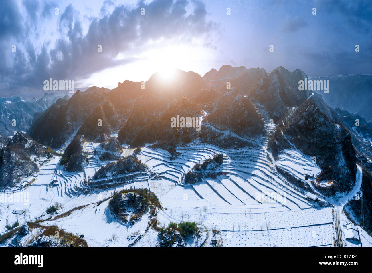 Cns hubei hi-res stock photography and images - Alamy