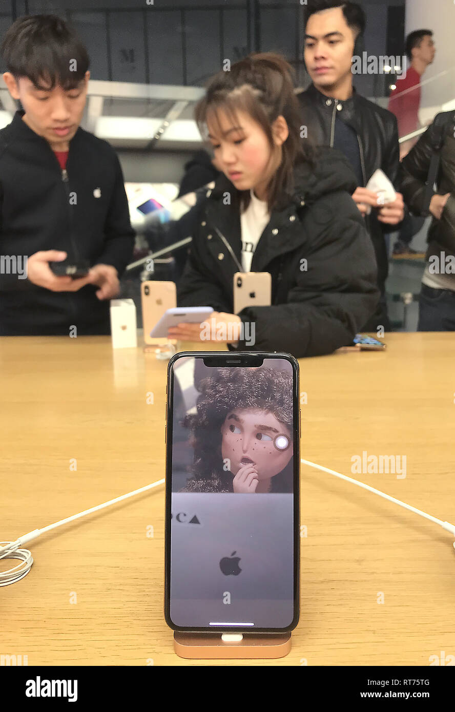 Apple iphones products hi-res stock photography and images - Alamy