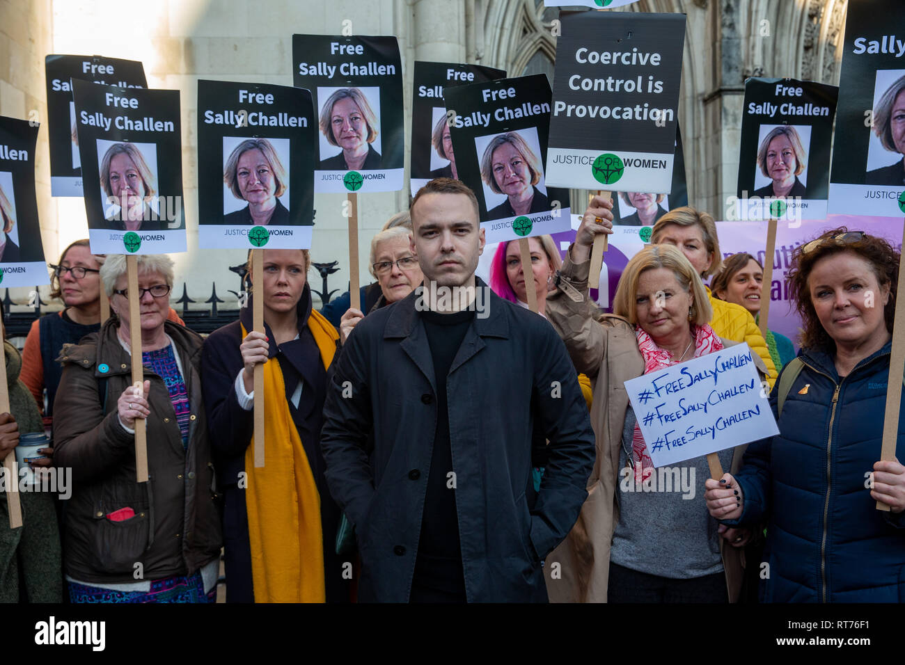 High Court, London, UK. 27th Feb 2019. Sally's son, David Challen ...