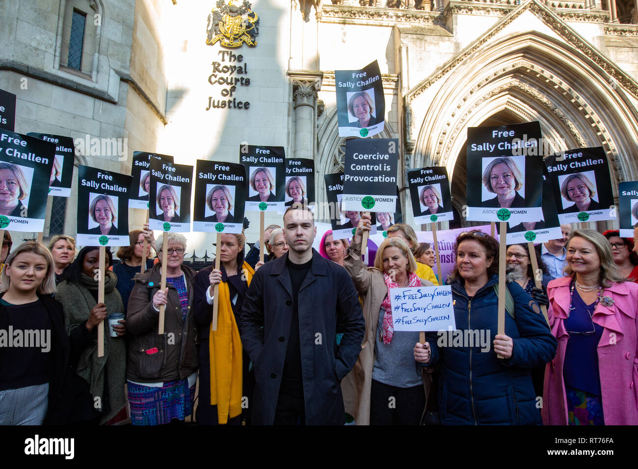 High Court, London, UK. 27th Feb 2019. Sally's son, David Challen ...