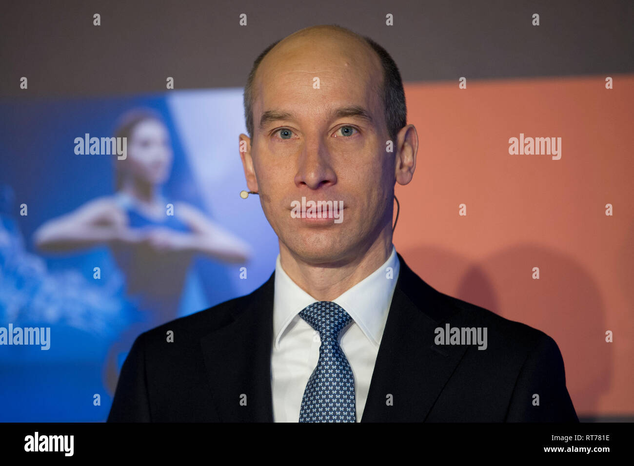 Annual accounts press conference hi-res stock photography and images ...