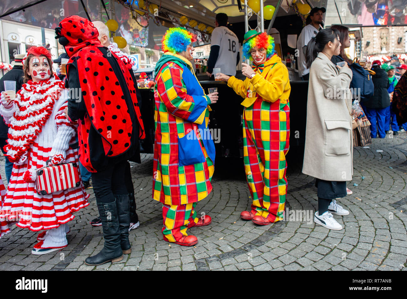 Altweiberfastnacht hi-res stock photography and images - Alamy