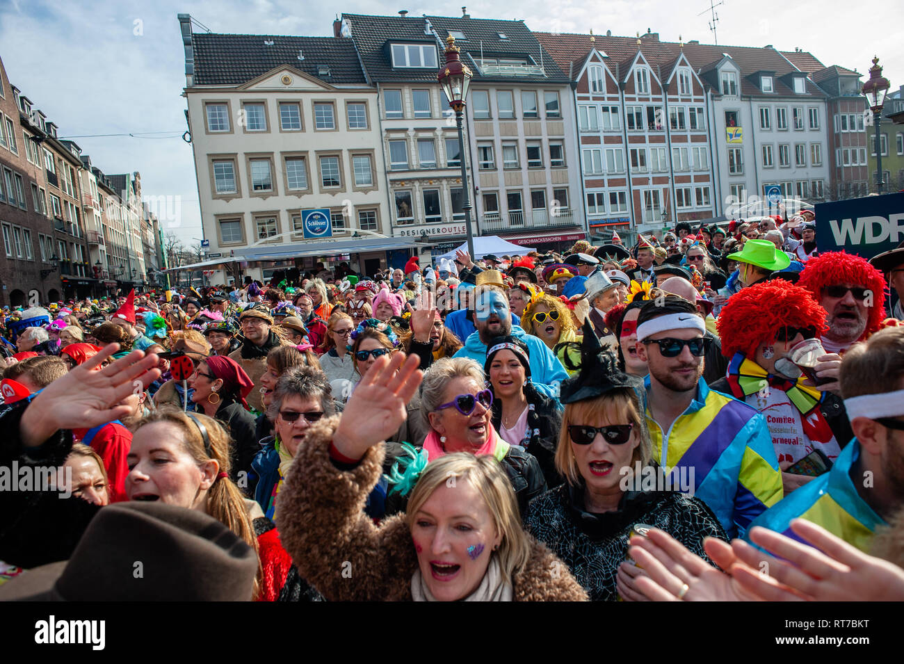 Altweiberfastnacht hi-res stock photography and images - Alamy