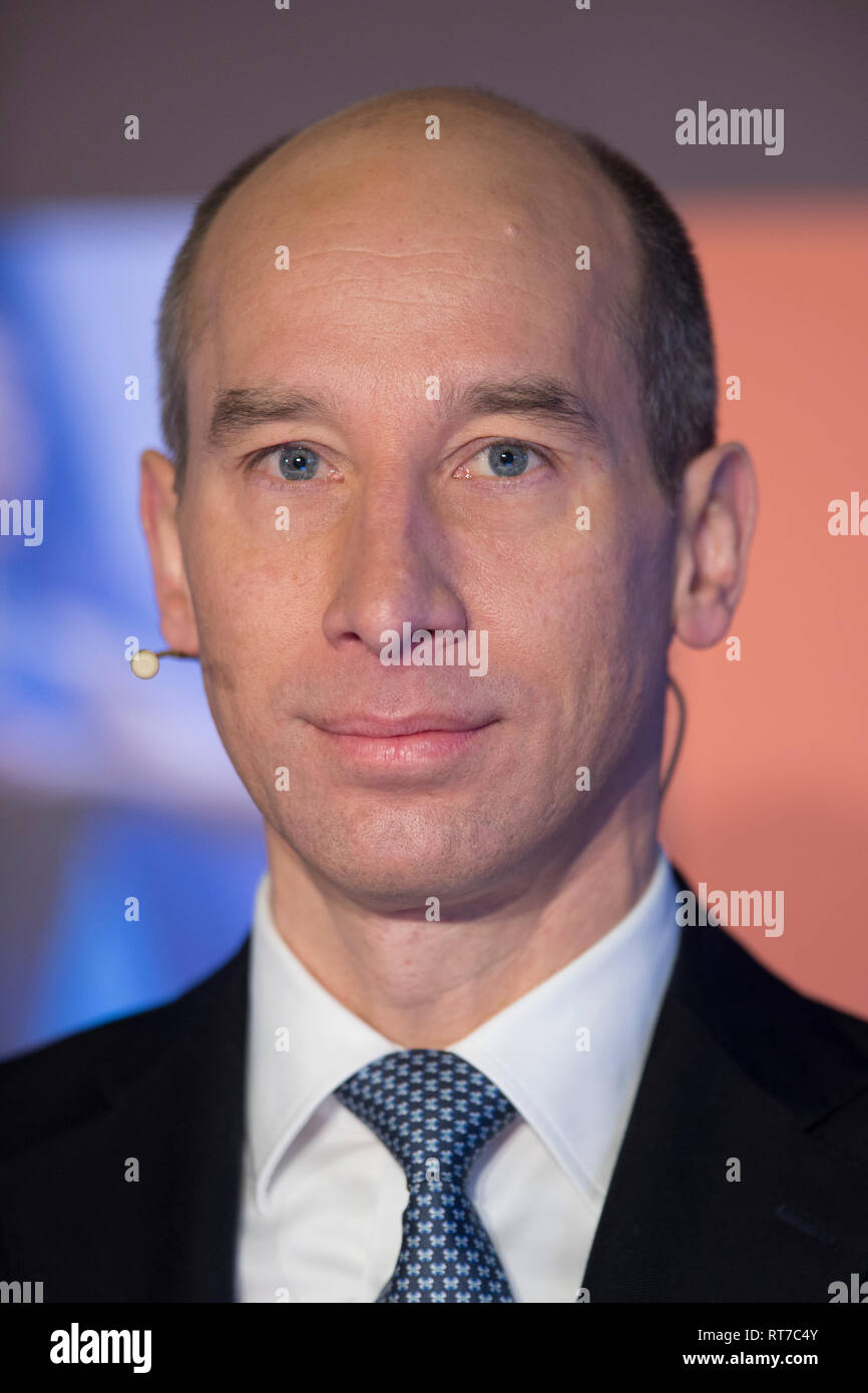 Duesseldorf, Deutschland. 25th Feb, 2019. Dr. Thomas TOEPFER ...