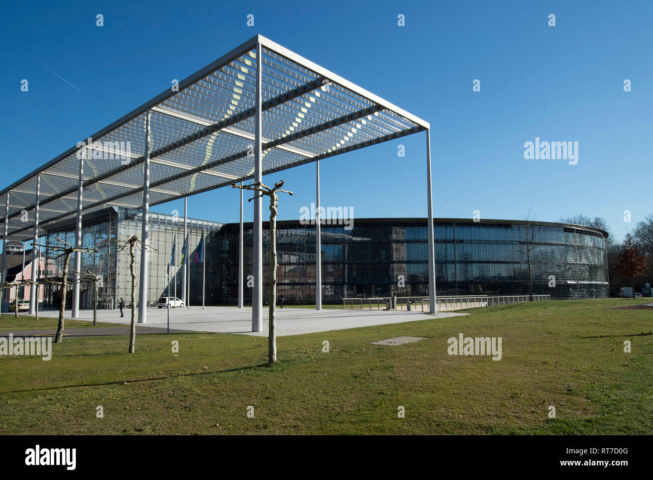 Leverkusen, Deutschland. 27th Feb, 2019. Exterior view of the corporate ...