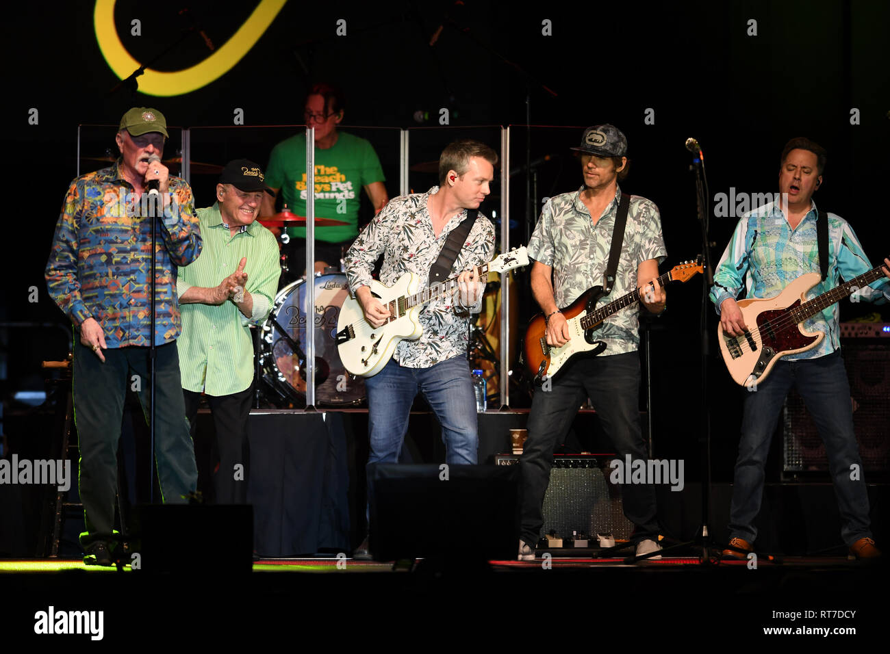 Bruce Johnston, Mike Love, Jeff Foskett, Christian Love, John Cowsill ...