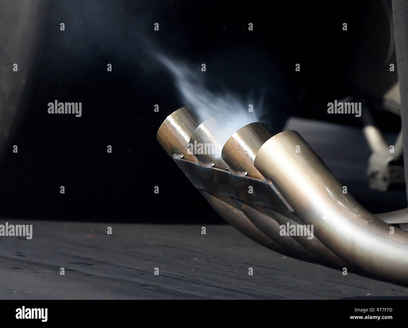 Lester Wire High Resolution Stock Photography and Images - Alamy