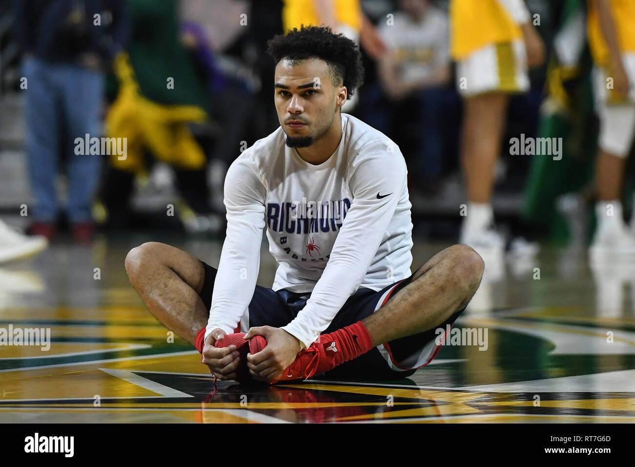 Fairfax, Virginia, USA. 27th Feb, 2019. JACOB GILYARD (0) stretches ...