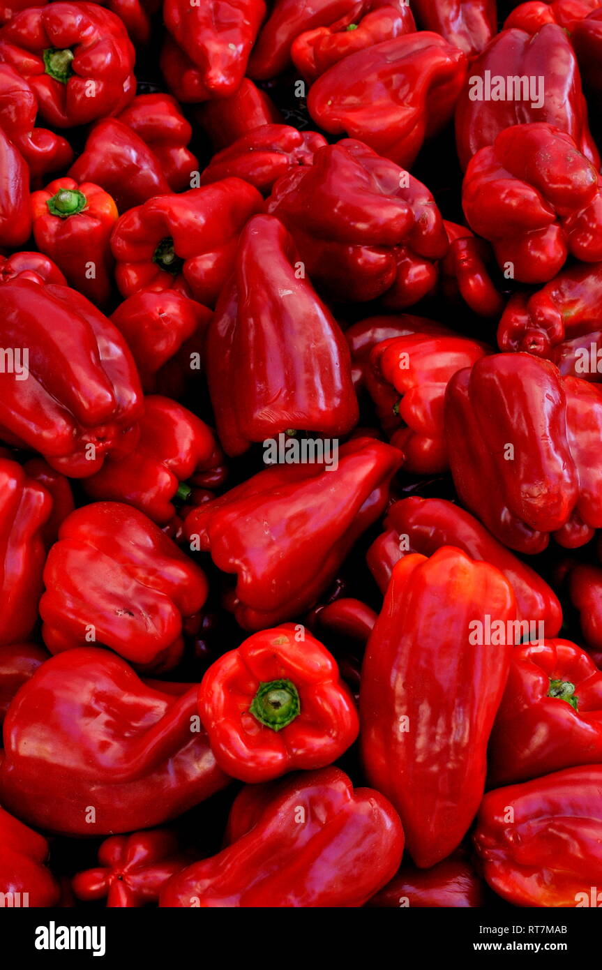 Red Bell Peppers Stock Photo - Alamy