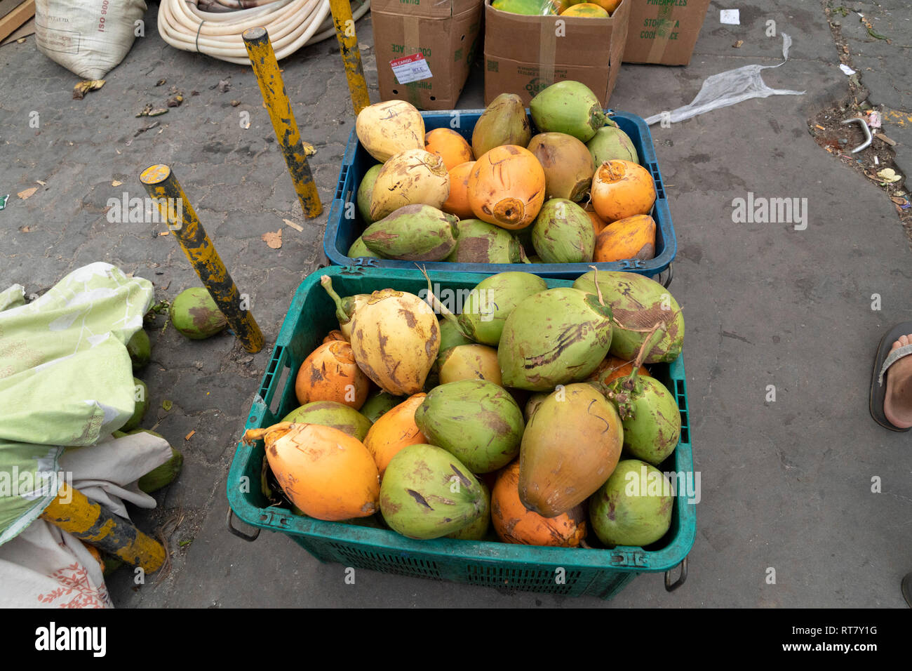 Male Maldives fruit and vegetables market detail Stock Photo - Alamy
