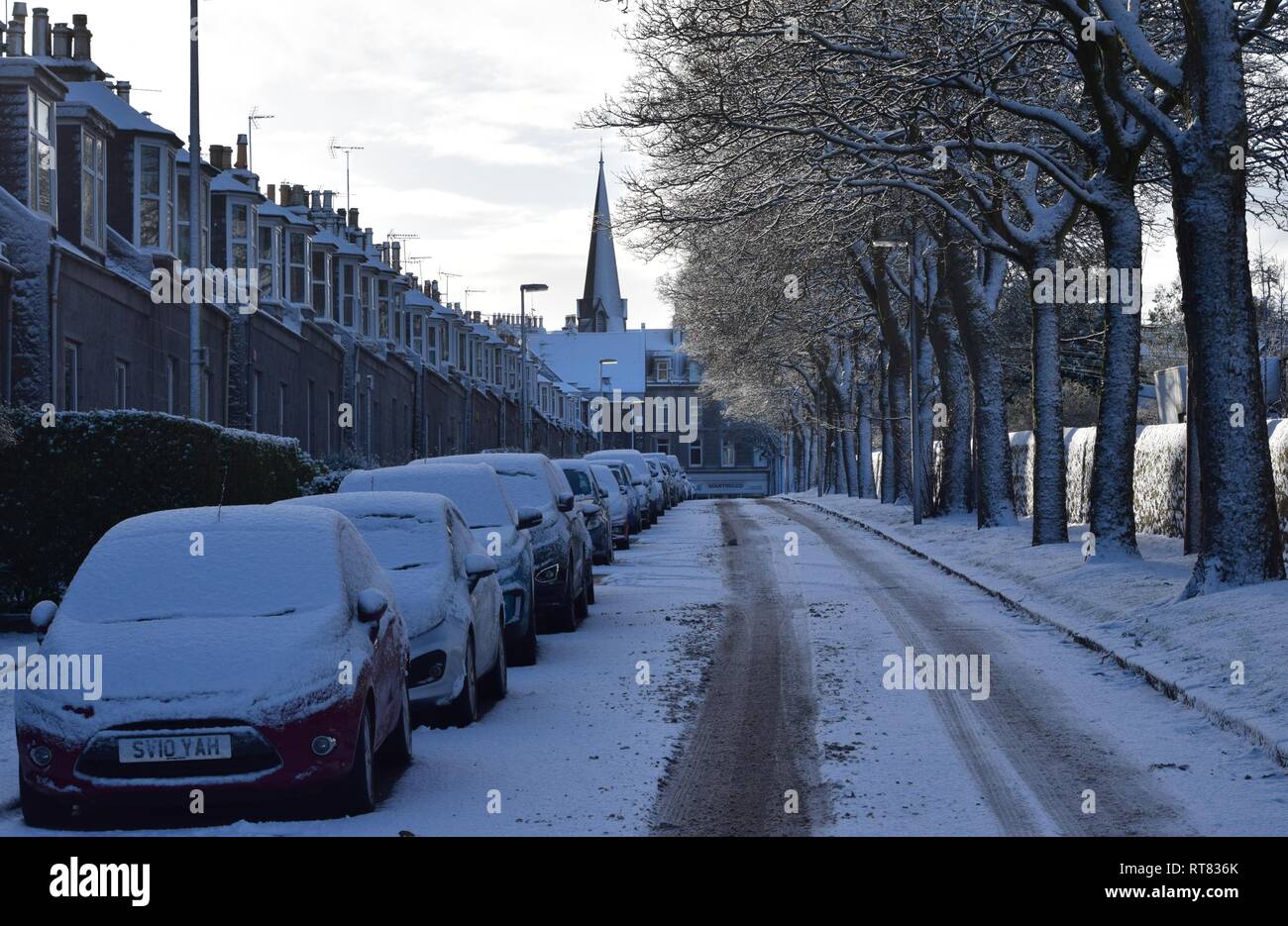 Loanhead Terrace Aberdeen in snow Stock Photo - Alamy