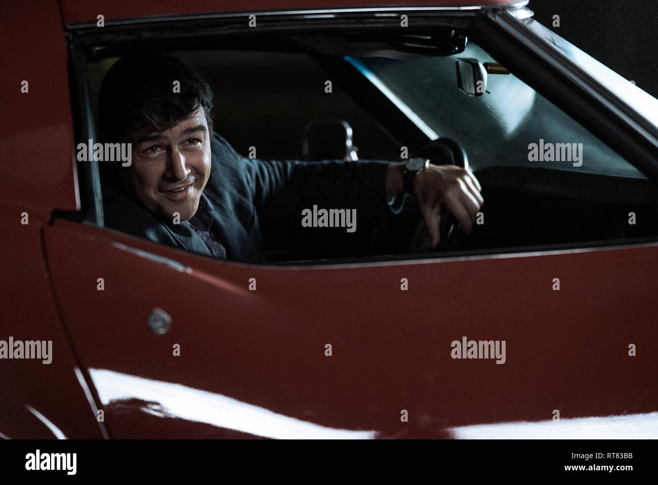 John francis daley game night hi-res stock photography and images - Alamy