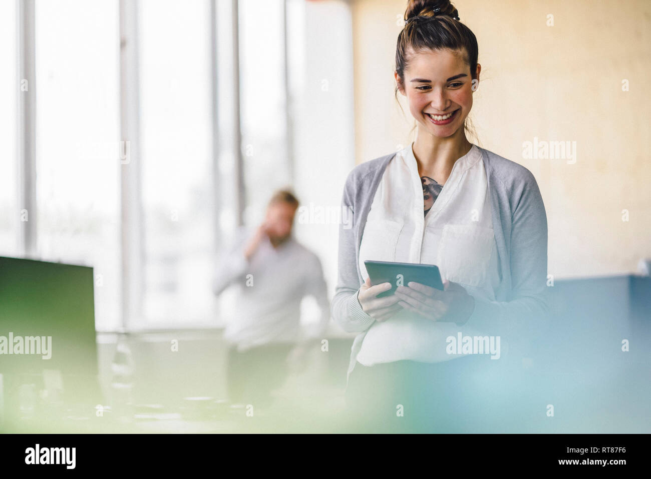 Woman working office using hi-res stock photography and images - Alamy