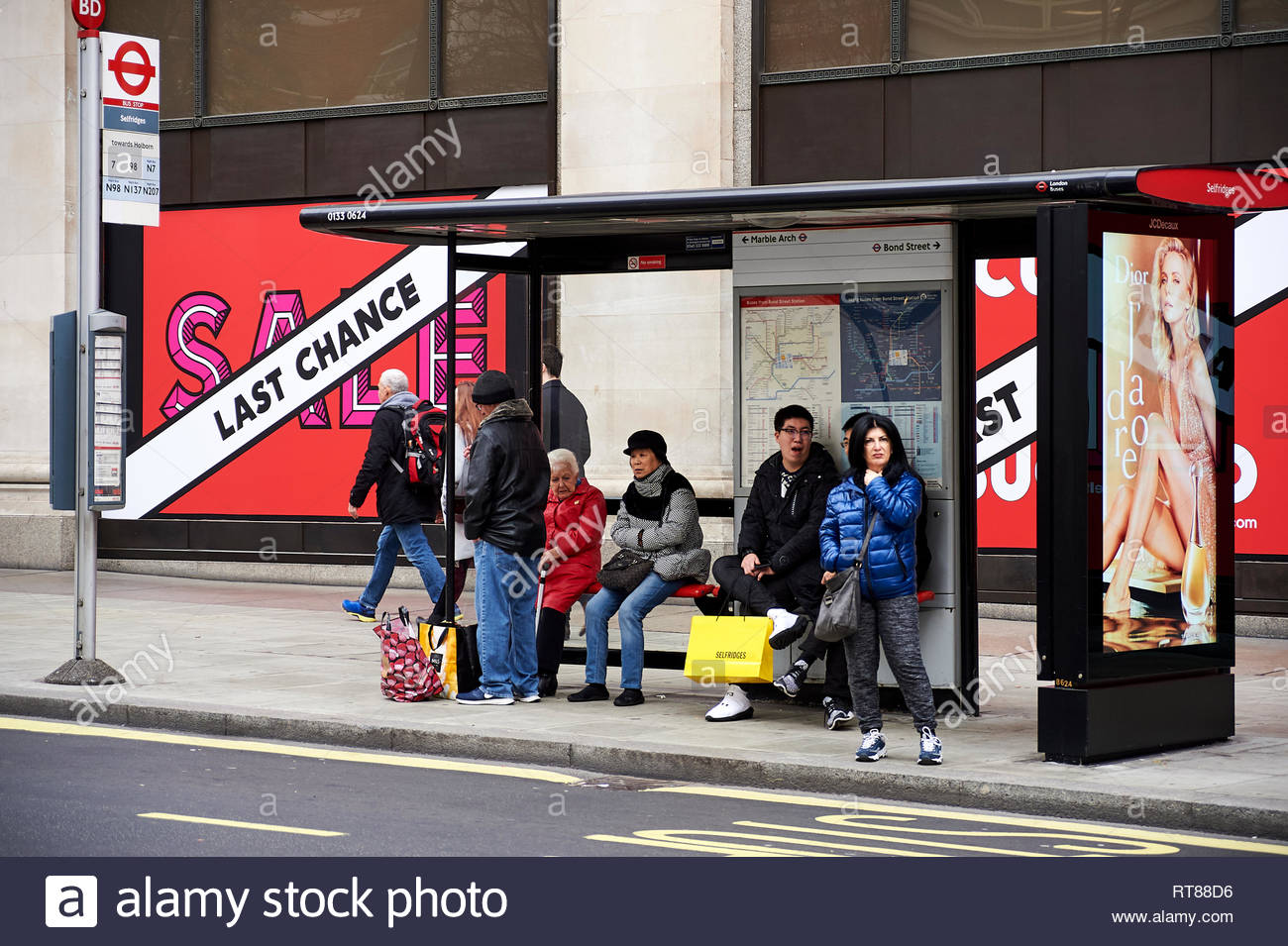 London England Bus Stop Signs High Resolution Stock Photography and ...