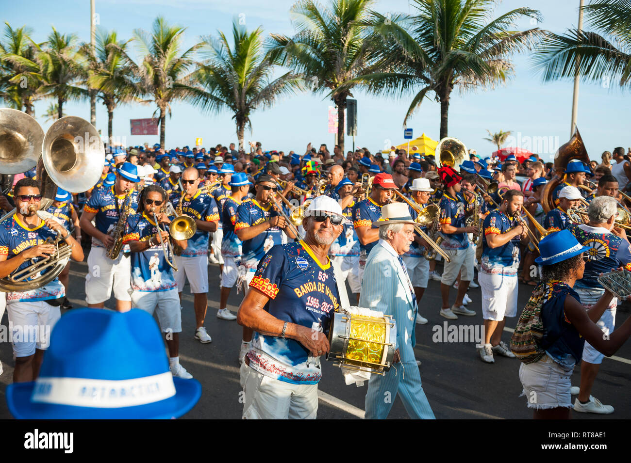 RIO DE JANEIRO - MARCH 15, 2017: Brazilian Carnival musicians playing ...