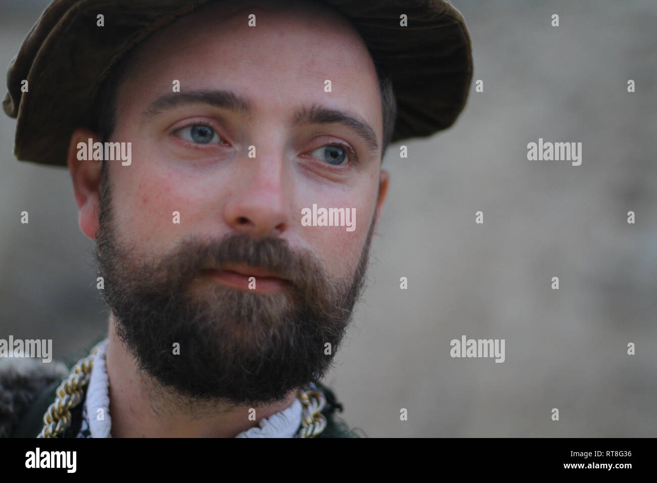 Young man in tudor clothes hi-res stock photography and images - Alamy
