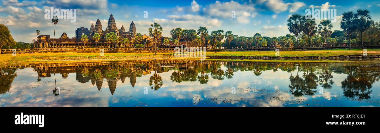 Angkor Wat temple reflecting in water of Lotus pond at sunset. Siem ...