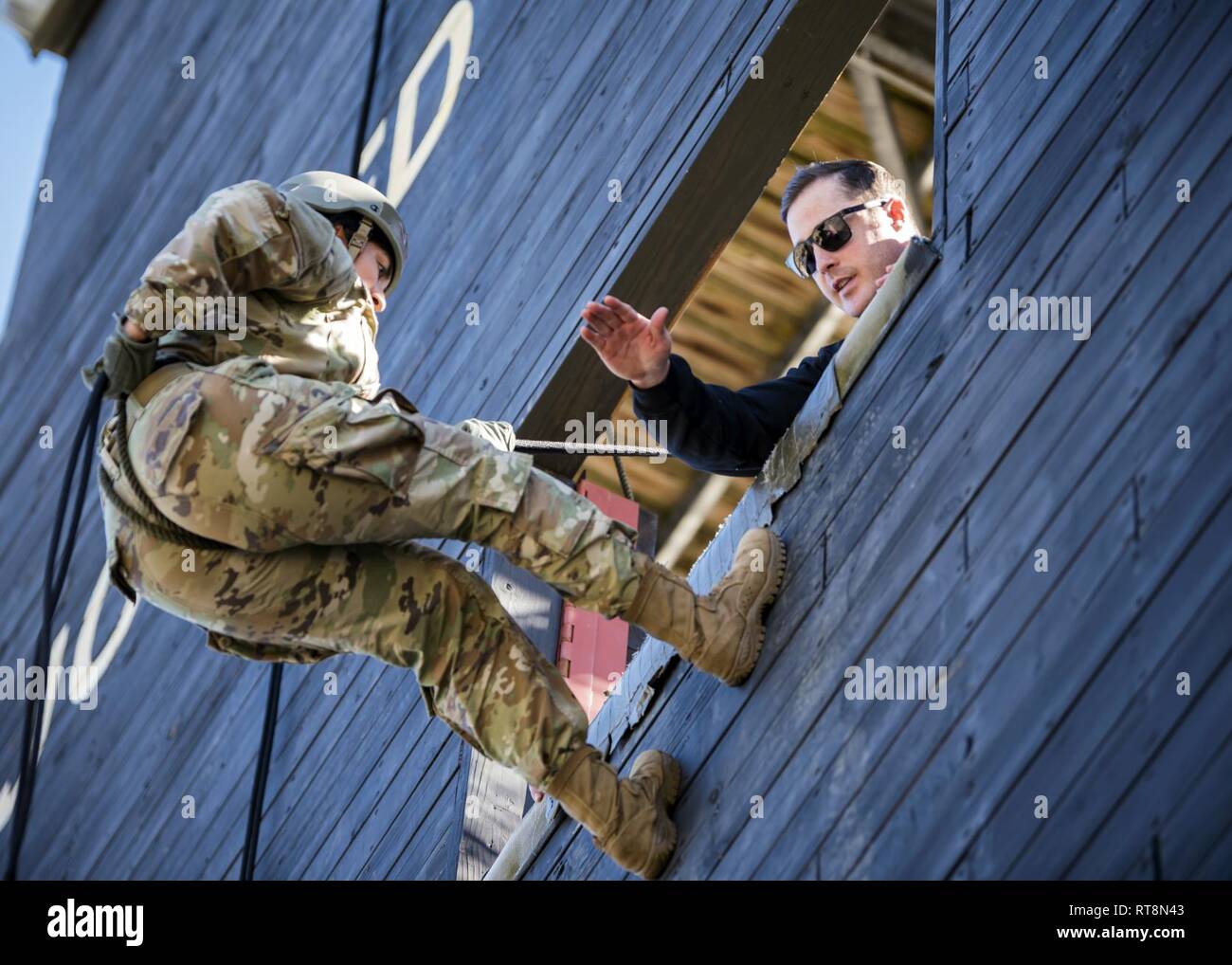 Sling load inspection hi-res stock photography and images - Alamy