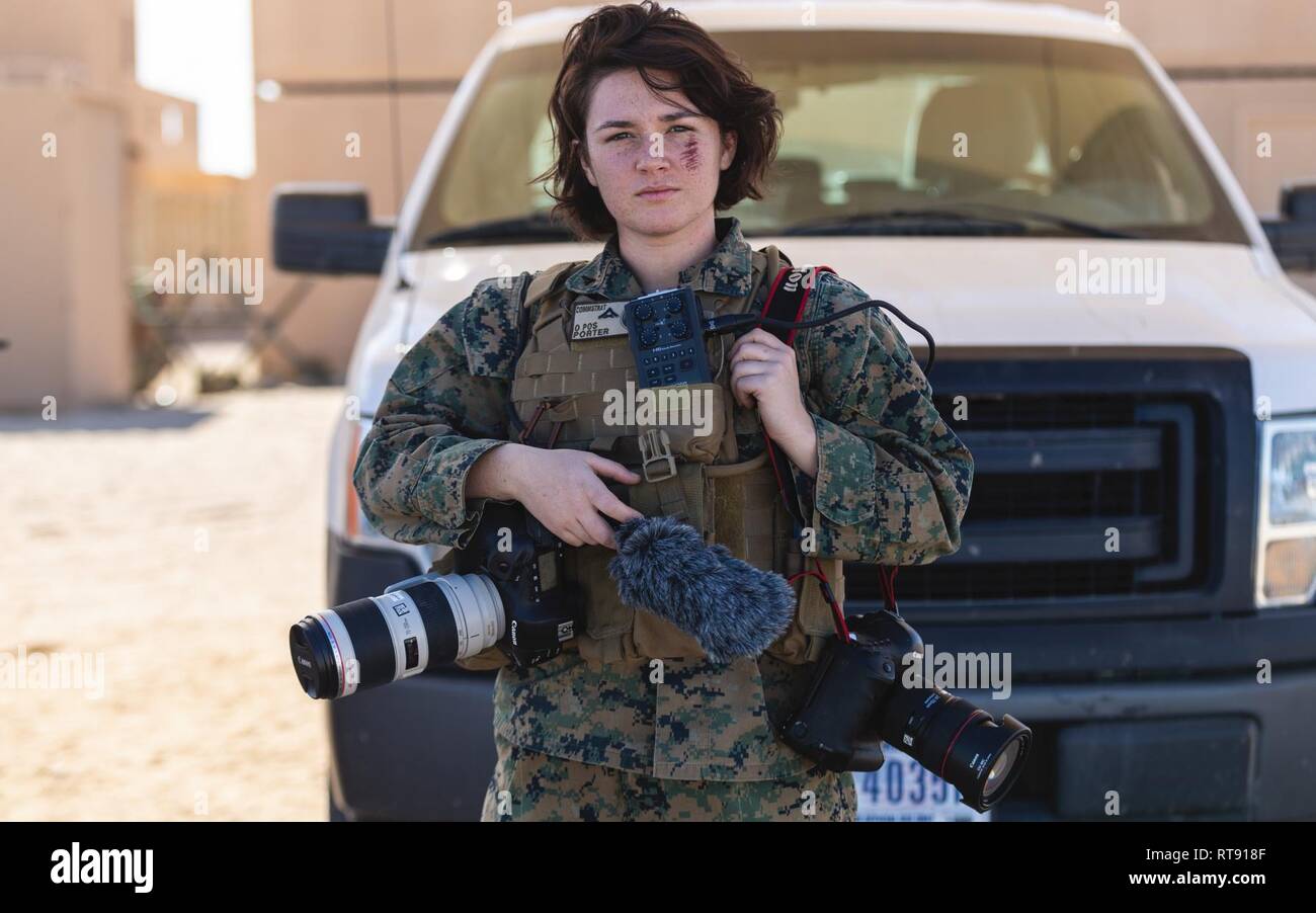 U.S. Marine Corps, Lance Corporal Raychel Young, photographer ...