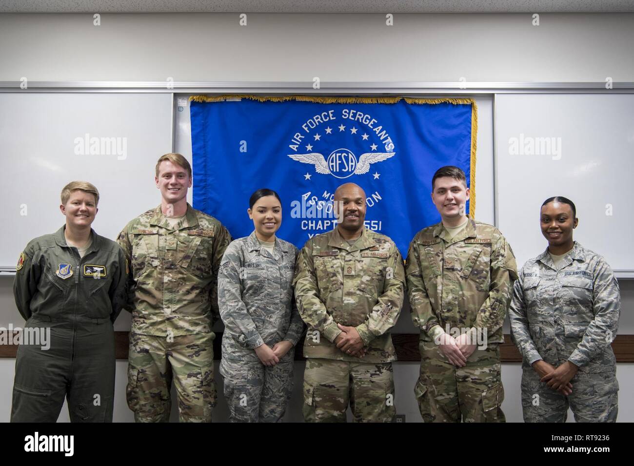 The 374th airlift wing command chief hi-res stock photography and ...