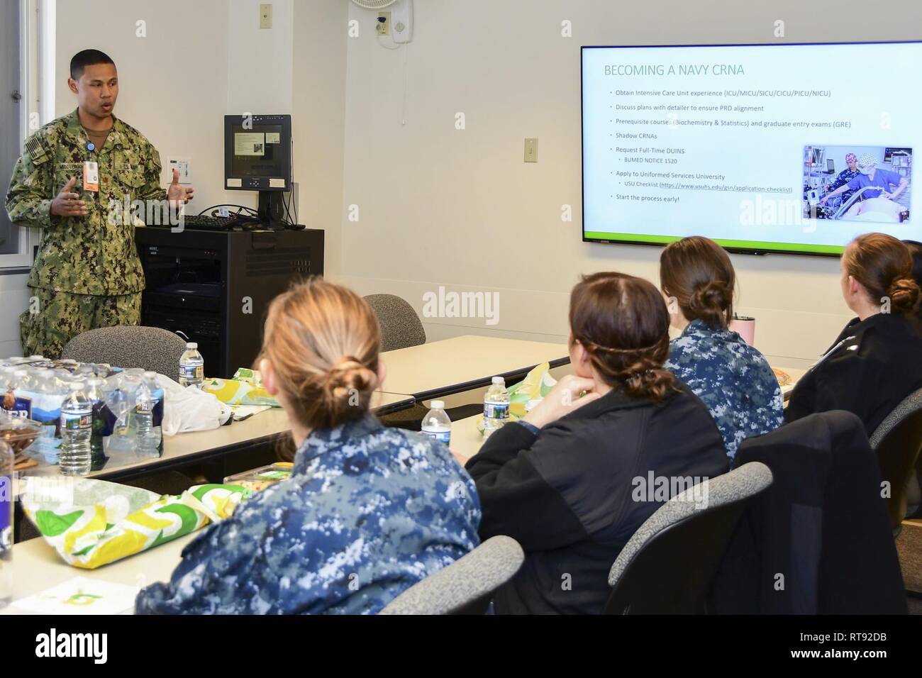 Certified registered nurse anesthetist hi-res stock photography and ...