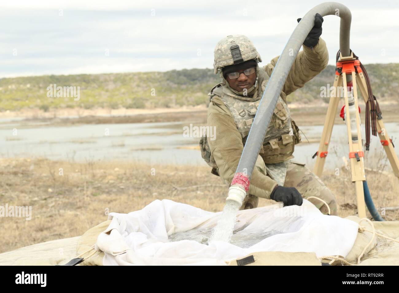 Tactical water purification system hi-res stock photography and images ...
