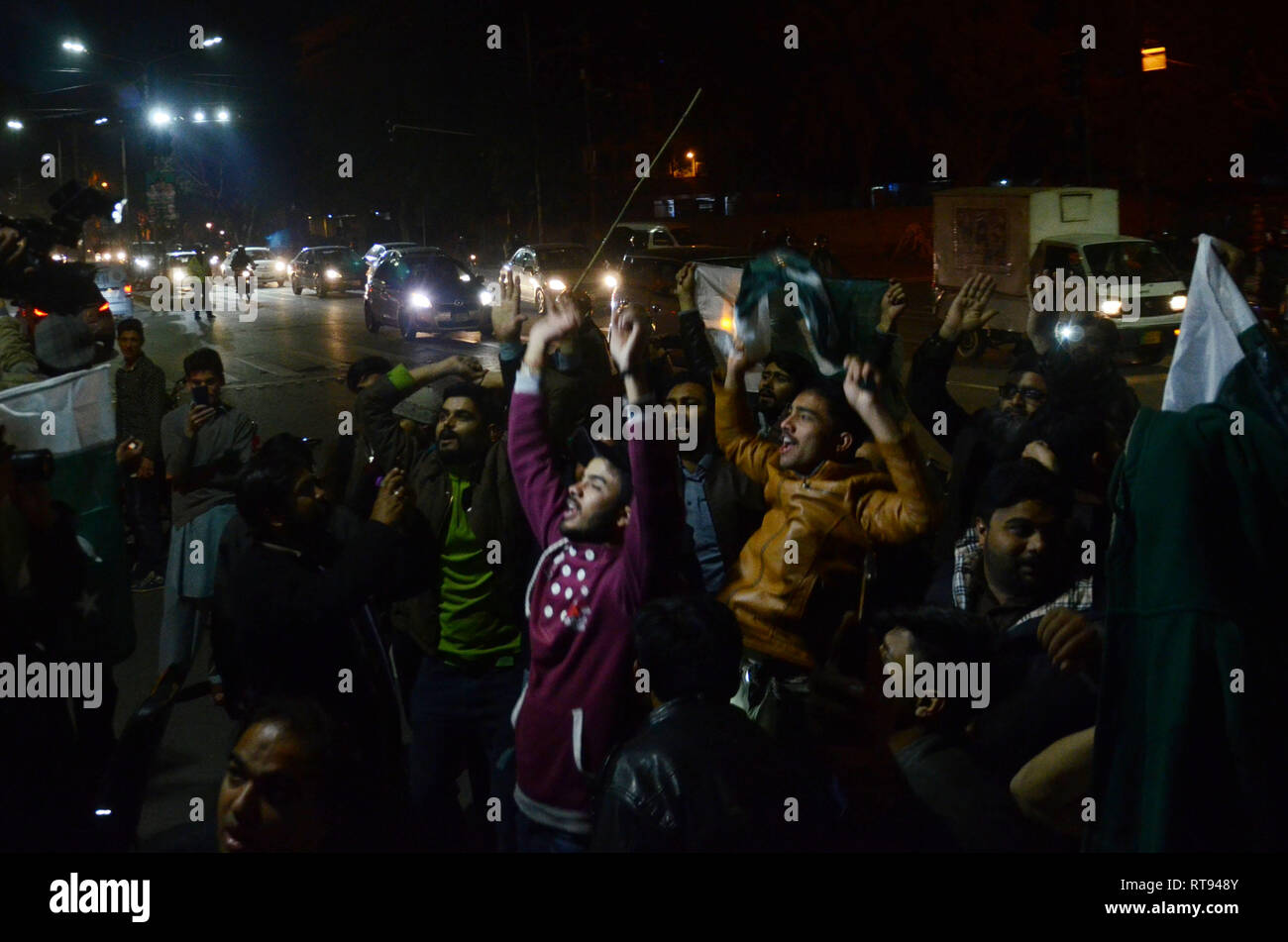 Lahore, Pakistan. 27th Feb, 2019. Citizens & civil society celebrates ...