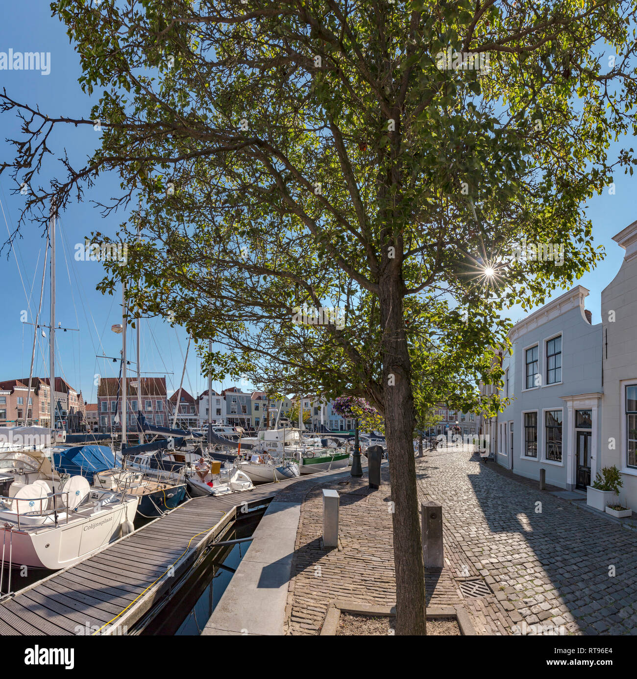 The City port Stock Photo - Alamy