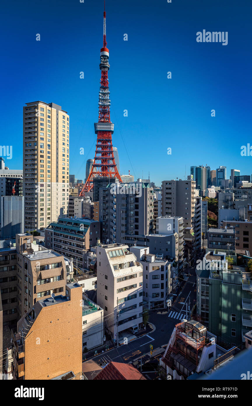 Tokyo tower lit hi-res stock photography and images - Alamy