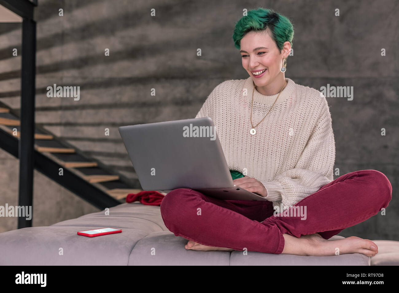 Freelancer writer hi-res stock photography and images - Alamy