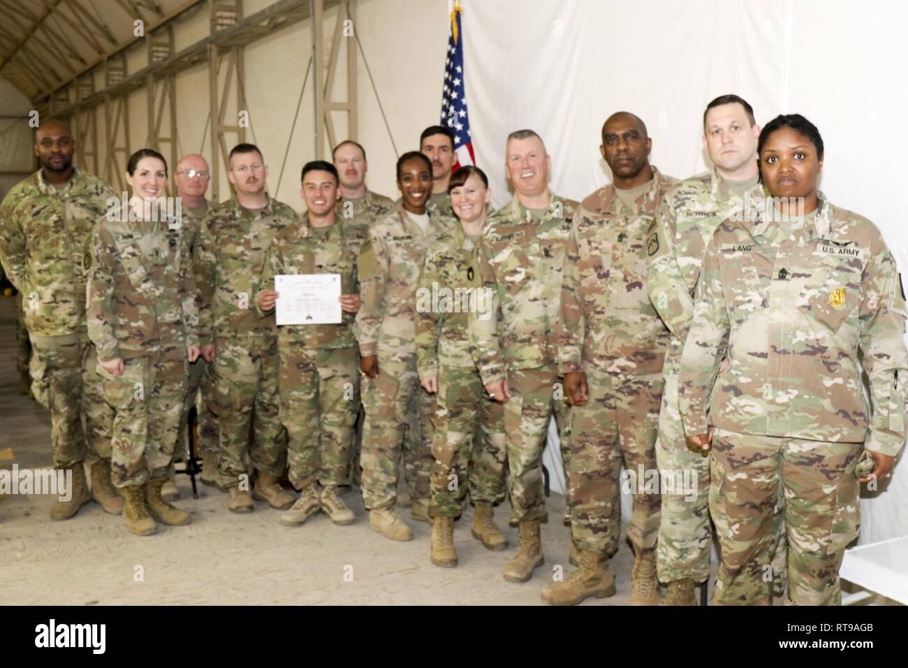 U.S. Army Soldiers from the 335th Signal Command (Theater) (Provisional ...