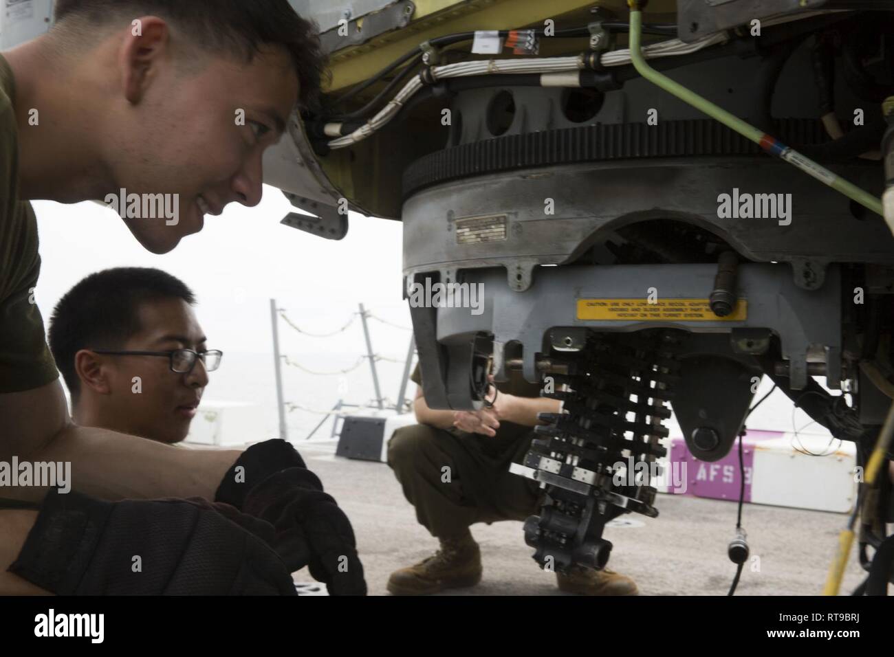 George strait and military hi-res stock photography and images - Alamy