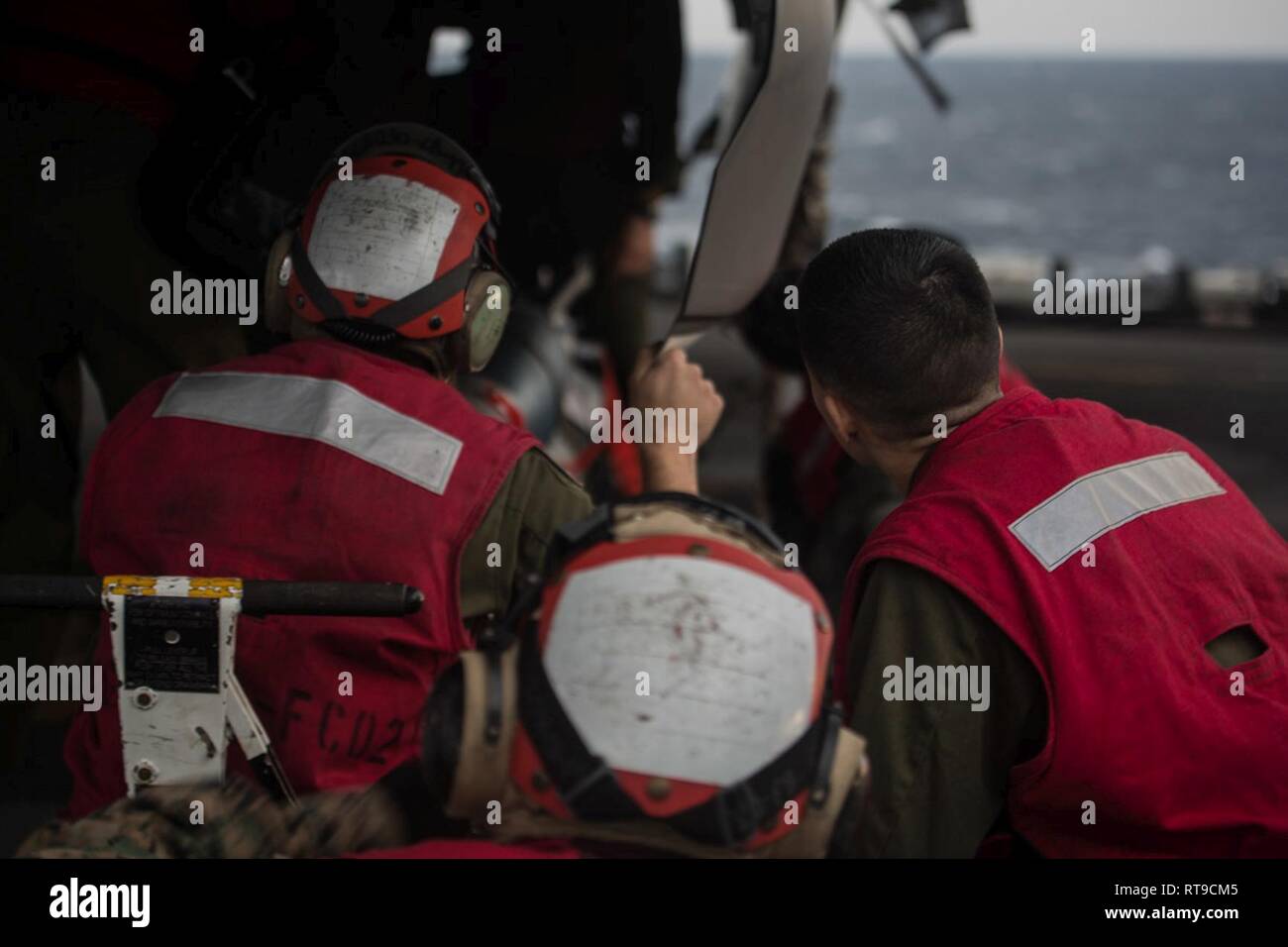 Marines with the F-35B Lightning II detachment of Medium Marine ...