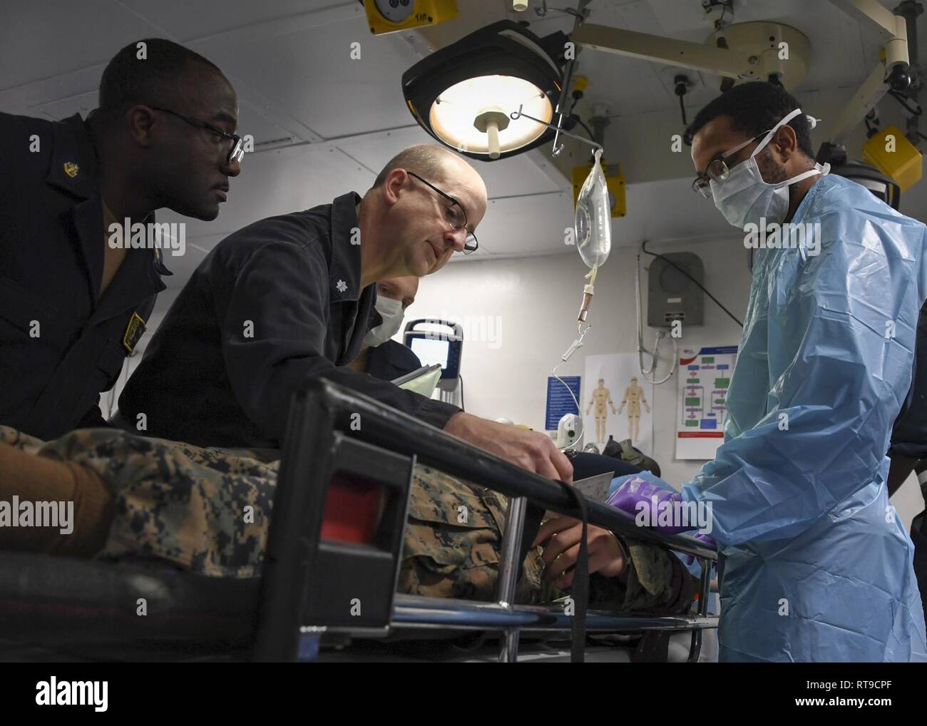 PACIFIC OCEAN (Jan. 26, 2019) Sailors assigned to amphibious assault ...