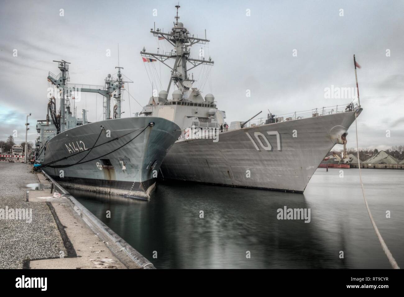 KIEL, Germany (Jan. 26, 2019) The guided-missile destroyer USS Gravely ...