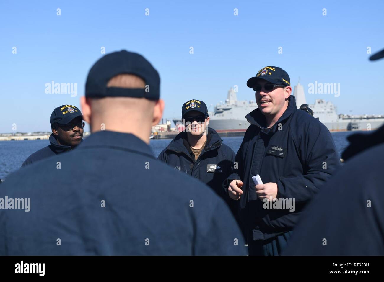 Destroyer garland hi-res stock photography and images - Alamy