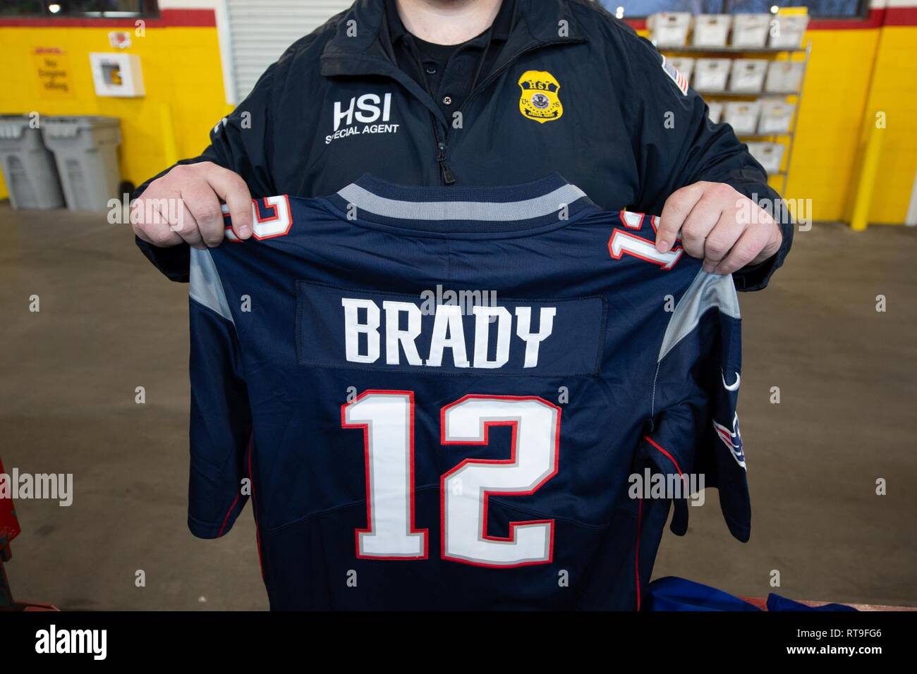 HSI conducts IPR Operations at a mail sorting facility in Atlanta ...