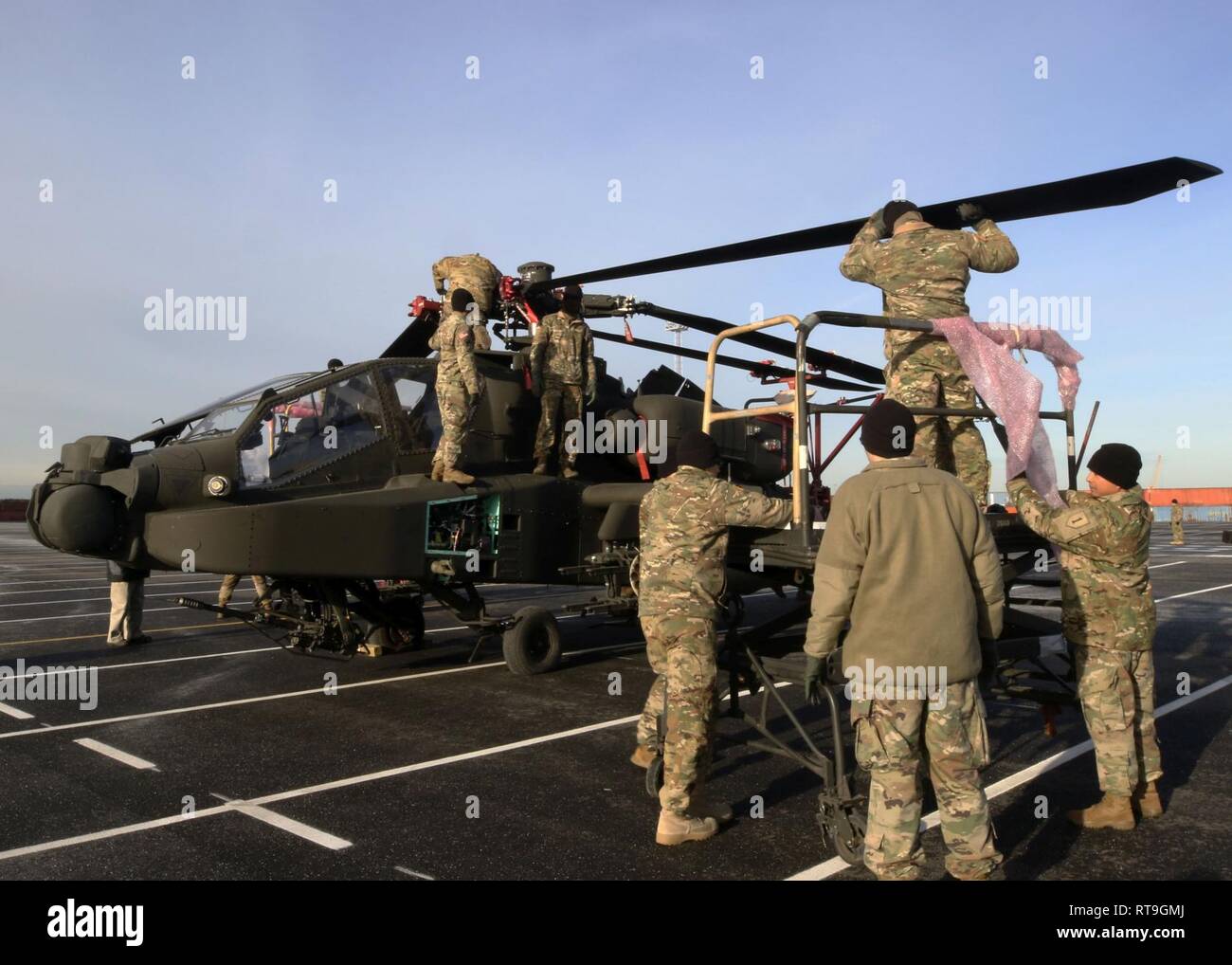Soldiers with 601st Aviation Support Battalion, 1st Combat Aviation Brigade, 1st Infantry ...