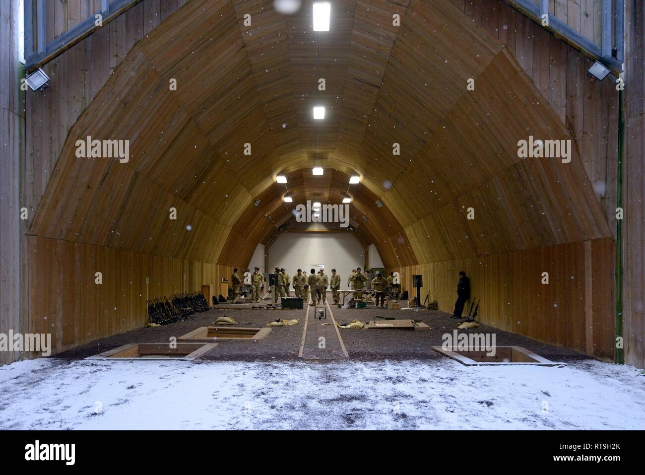 M320 qualification hi-res stock photography and images - Alamy