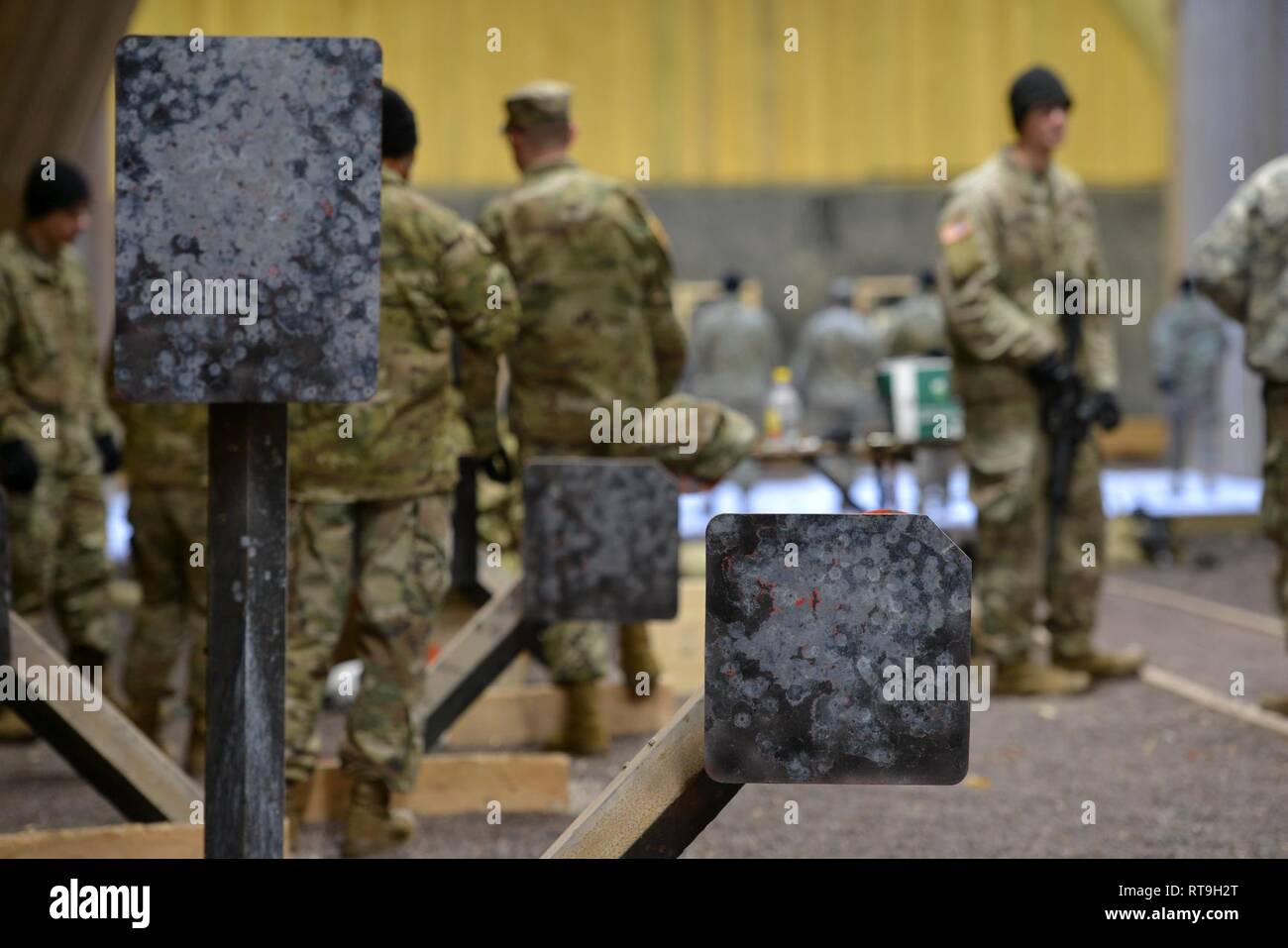 U.S. Soldiers assigned to 554th Military Police Company participate in ...